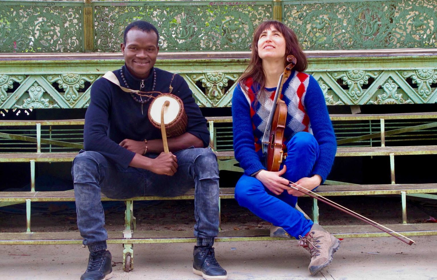 Ananta Roosens en Kaito Winse - Cluster Music